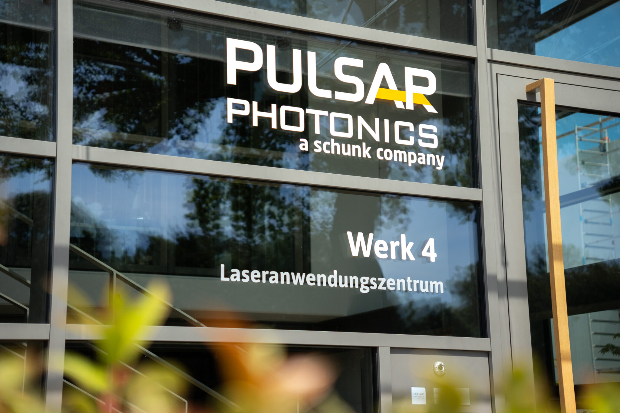Ultrashort Pulse Lasers & Micromachining | Pulsar Photonics